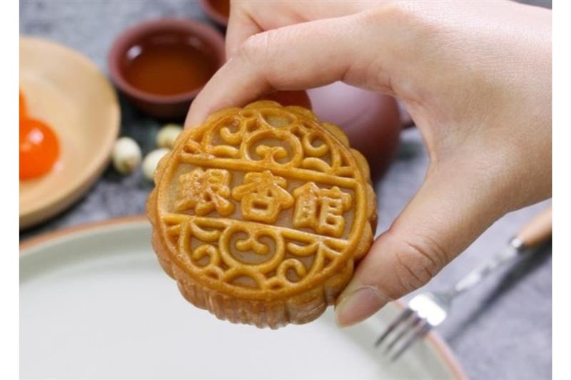 Gingko House - Home Visit & Love Mooncake Distribution